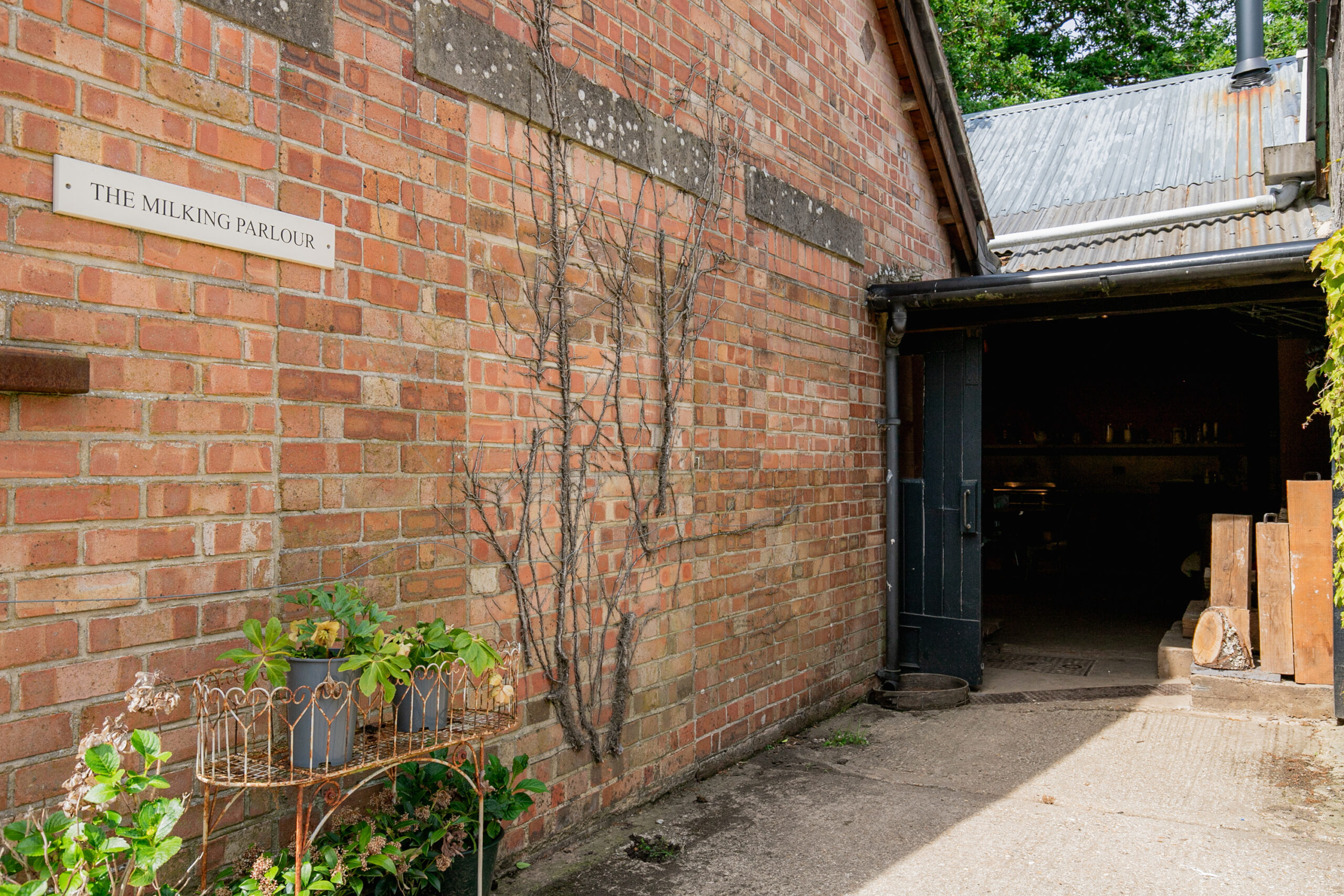 Nightingale Farm | Hire for film and photoshoots | Farm Locations
