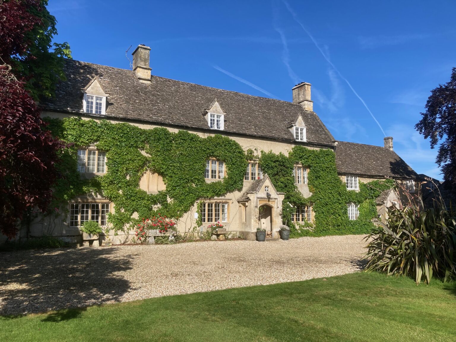 Knights Moat Farm | For Filming and Photoshoots | Farm Locations