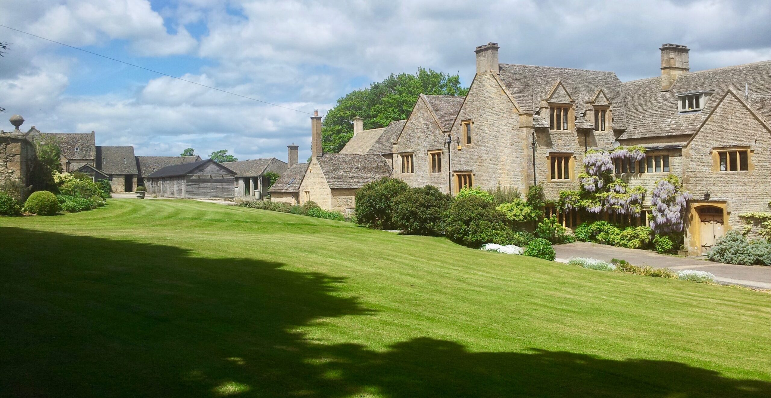 Golden Farm | For hire for filming and photoshoots | The Cotswolds