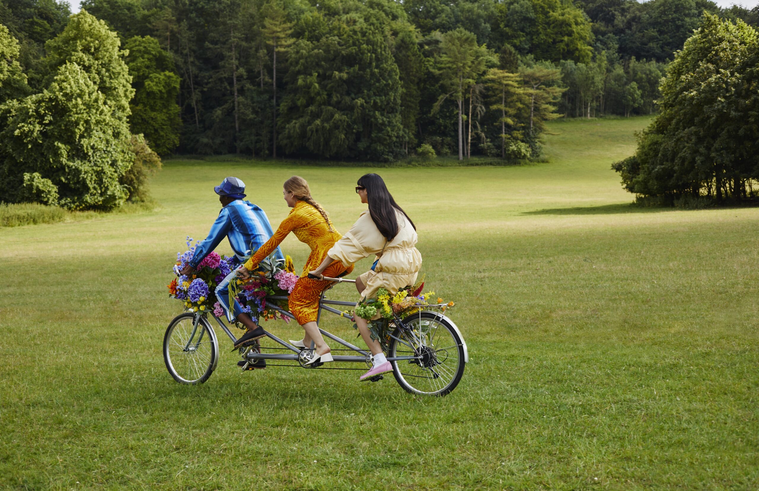 Summer at Bicester Village | Time for a Holiday | Farm Locations
