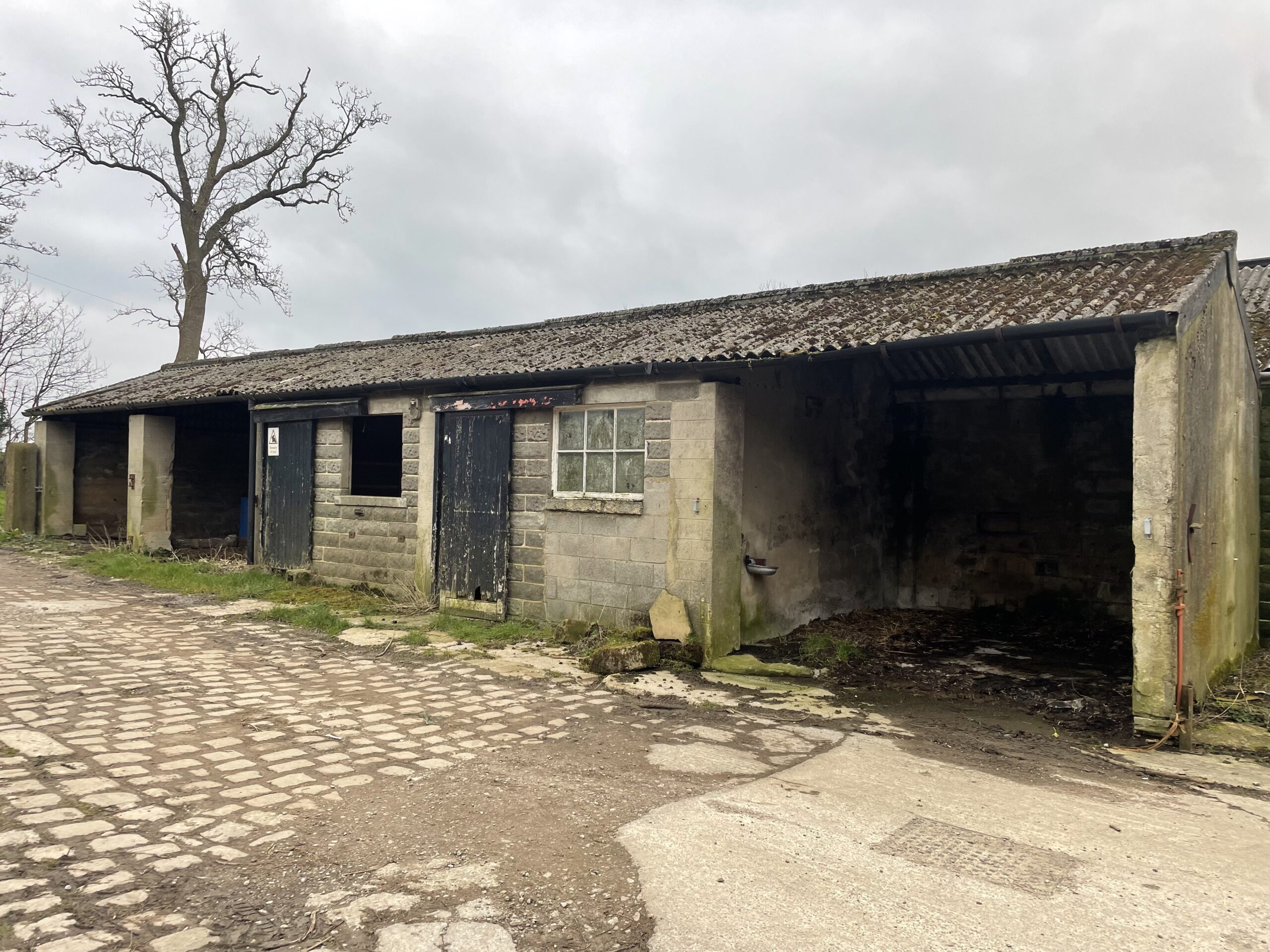 Tawny Estate | For filming and photoshoots | Farm Locations