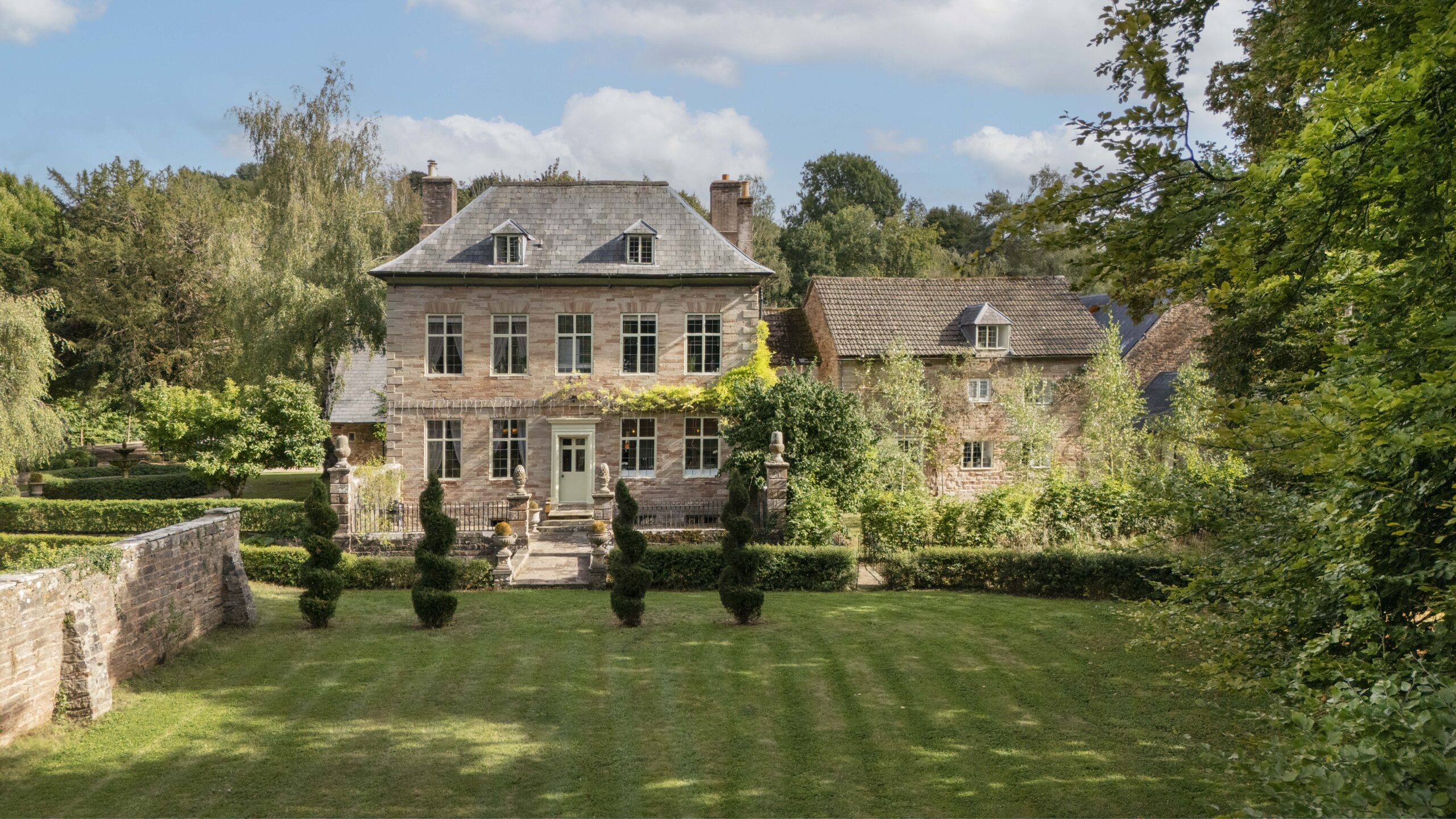Emerald Place | For filming & photoshoots | Farm Locations